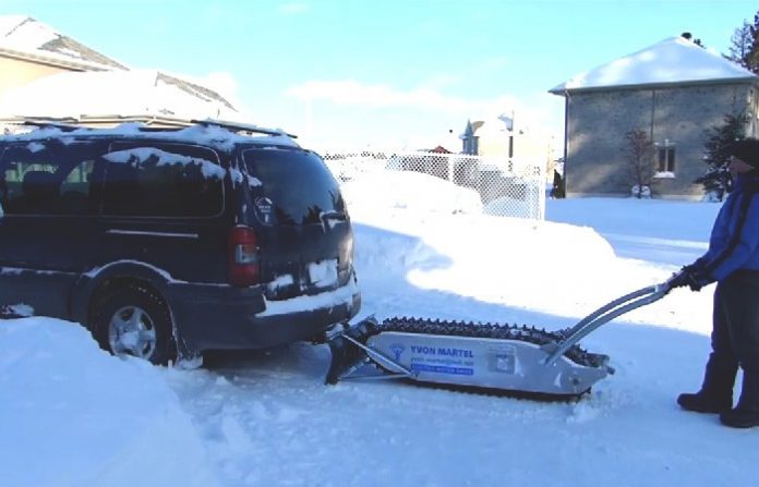 Электрический вездеход МТТ-136 выглядит странно, но дождитесь, пока он ...